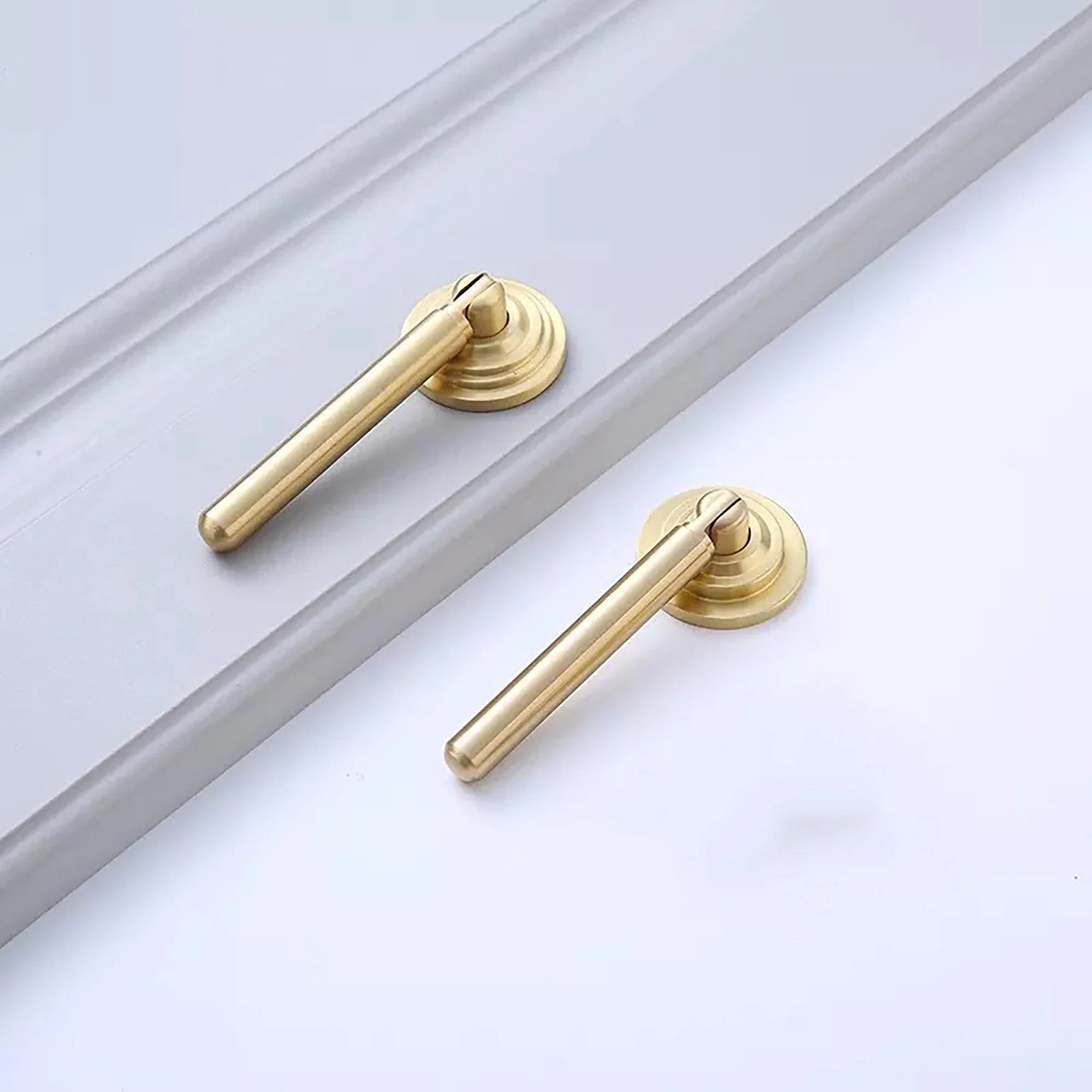 Simplicity Drop Knob